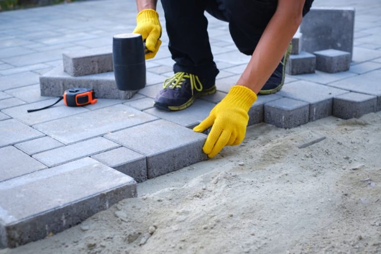 Stone Paving Advantages on Outdoor Living Spaces
